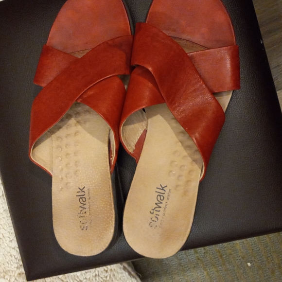 SoftWalk | Shoes | Software Sandals | Poshmark
